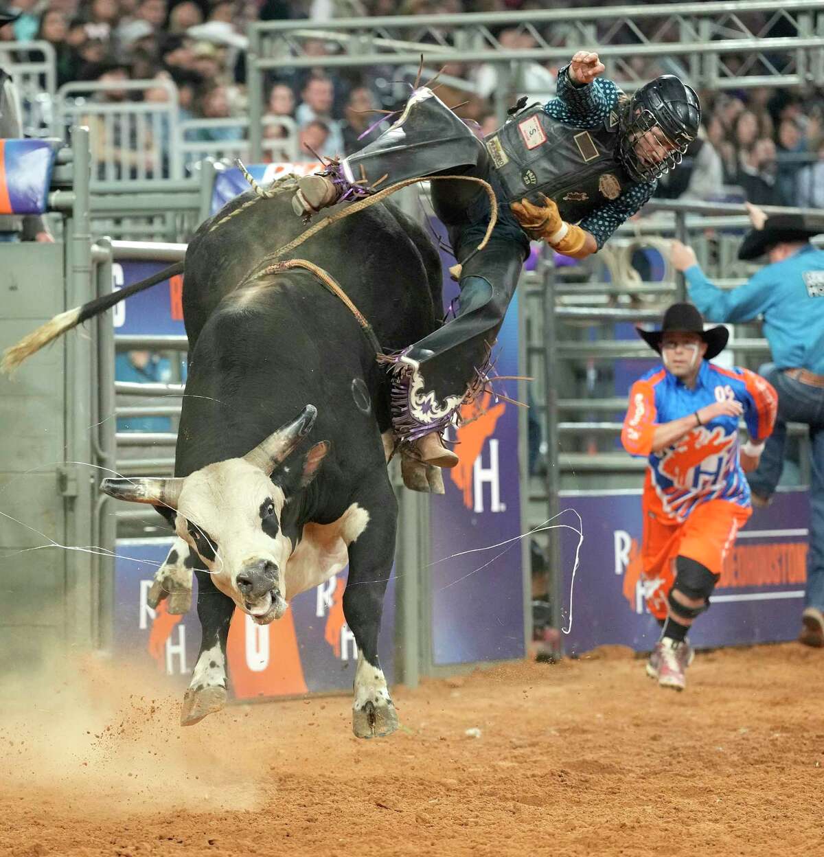 Driven Shad Ryan Mayfield wins Super Series V, eyes RodeoHouston title