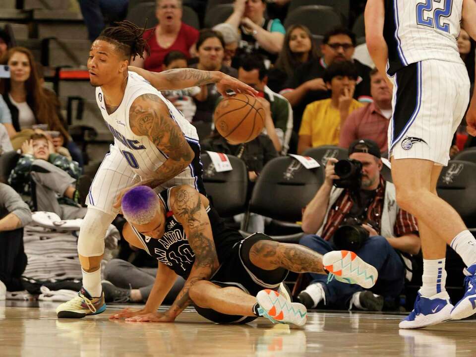 Jeremy Sochan's Top 10 Spurs hair colors that we loved