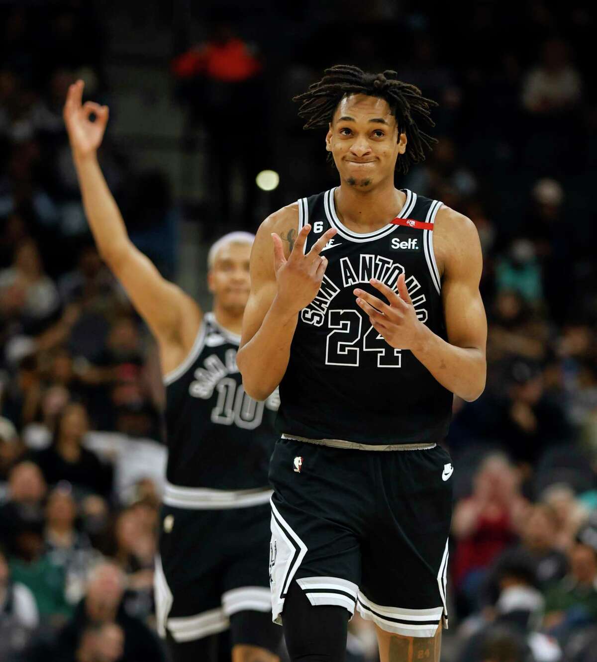 Season likely over for San Antonio Spurs’ Devin Vassell, Jeremy Sochan