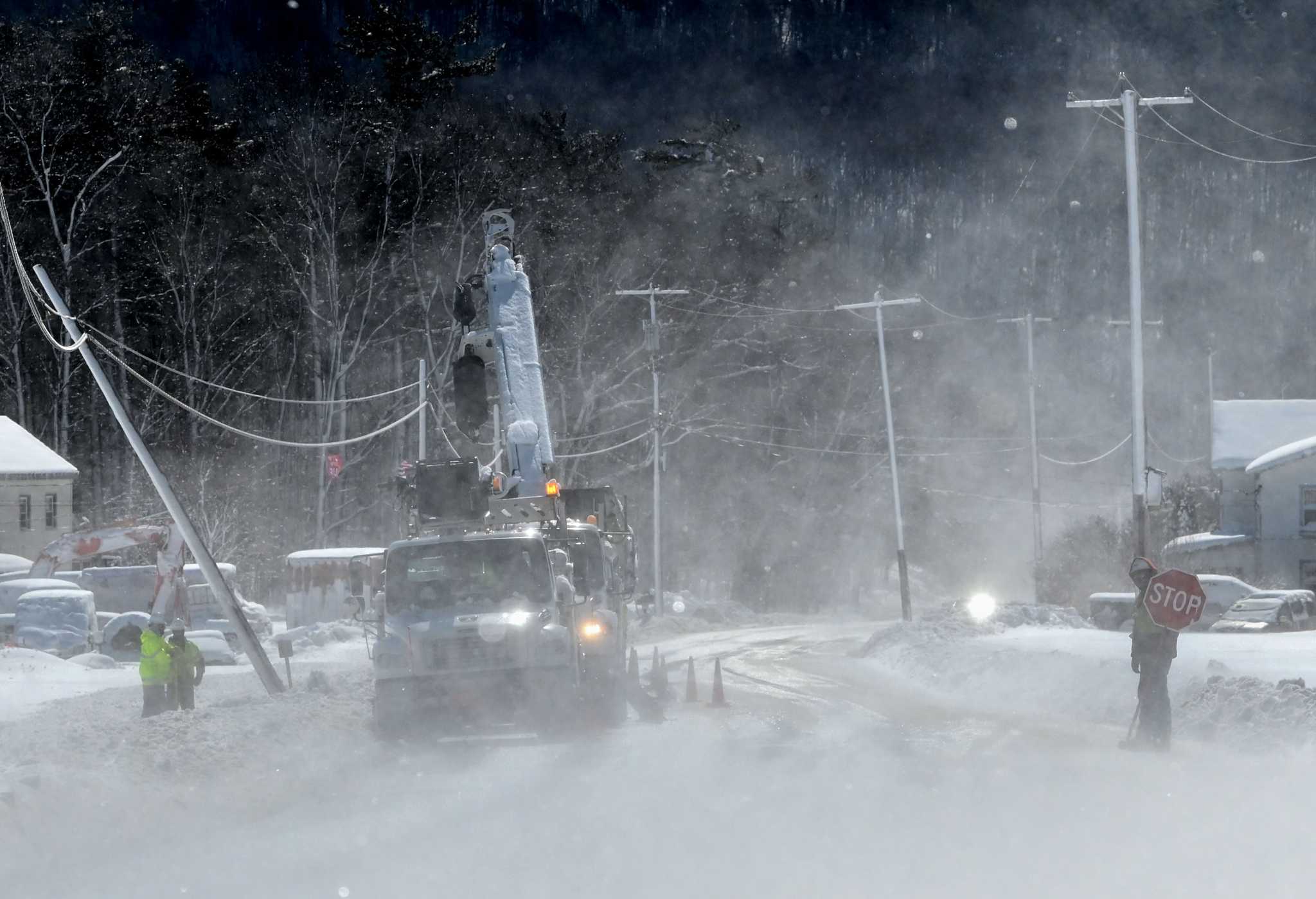 Snow squalls and whiteouts possible Wednesday night in Albany area