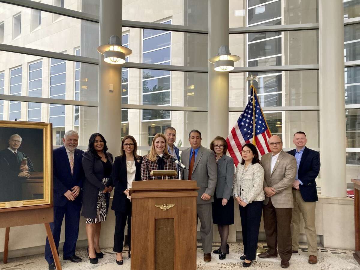 Laredo program to offer paid internships to high school students