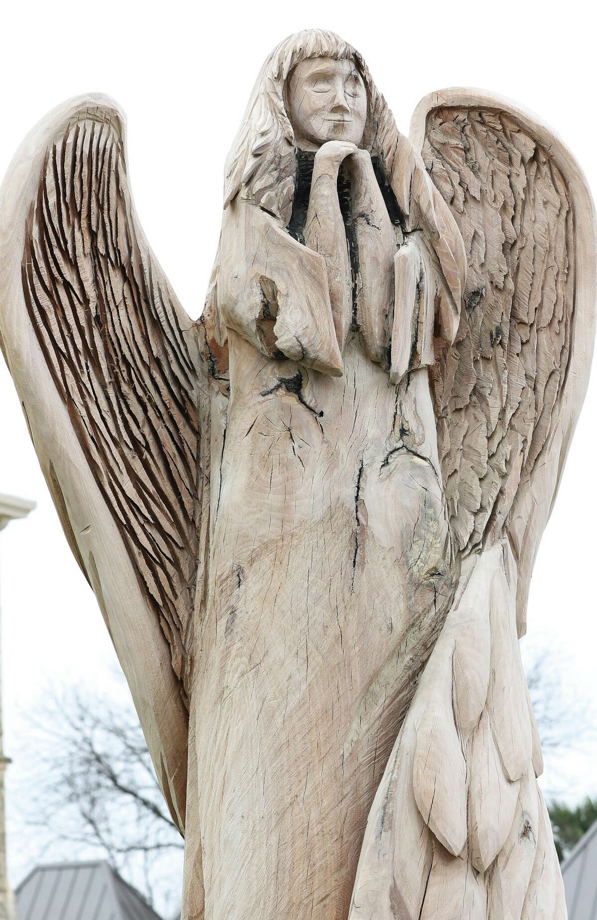 Angel tree at San Antonio's Lambermont house was carved from dying oak