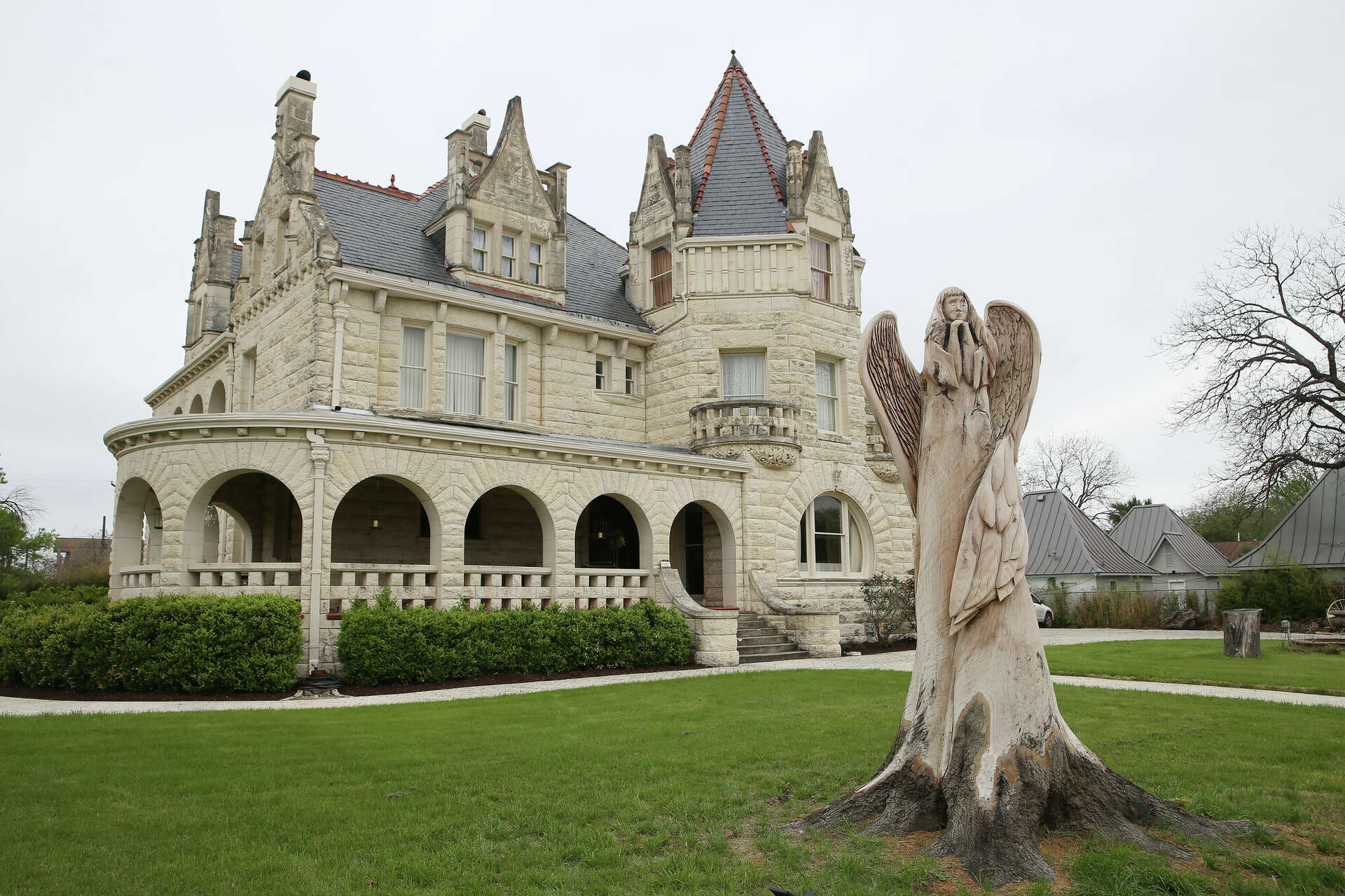 Angel tree at San Antonio's Lambermont house was carved from dying oak