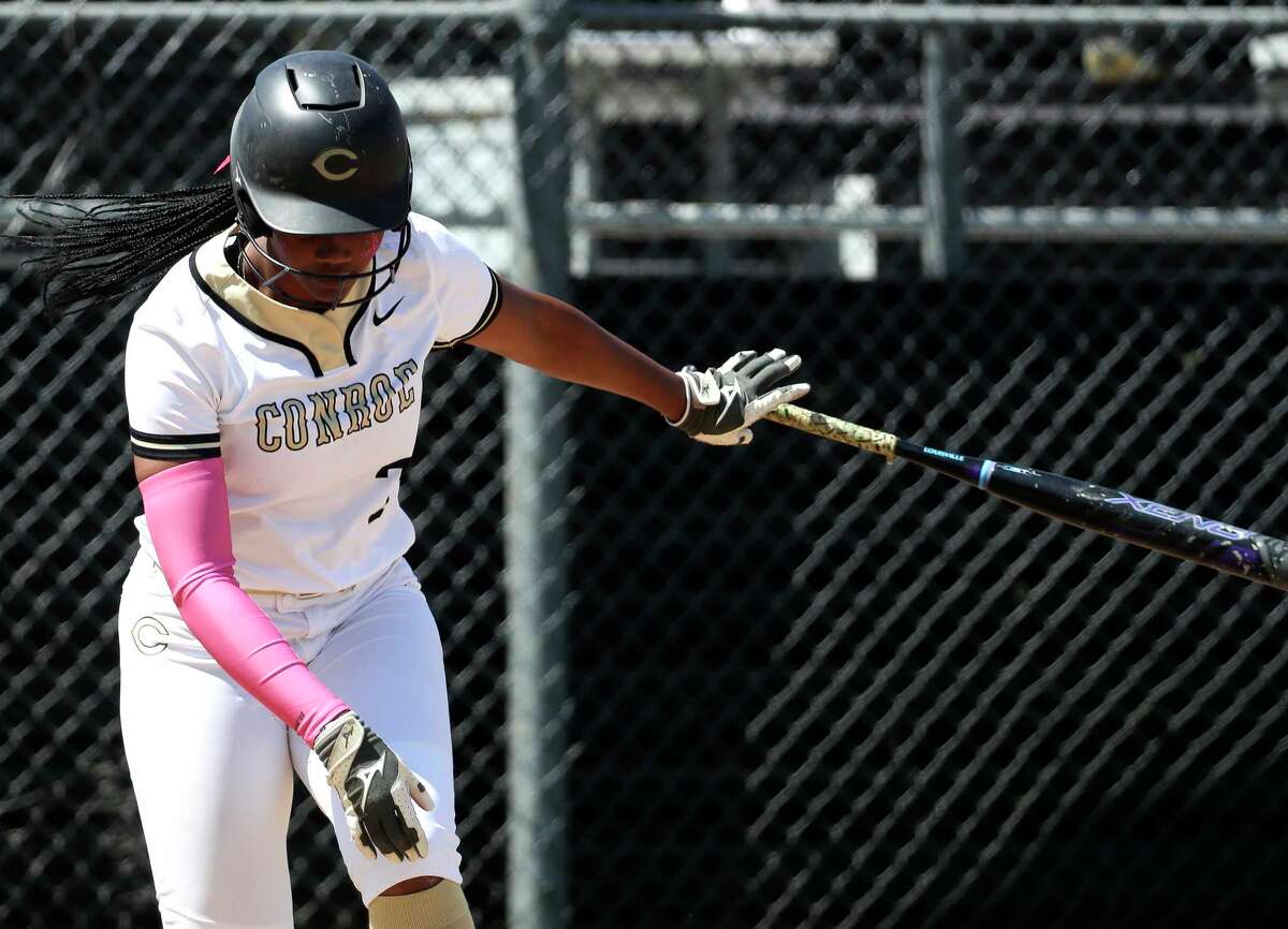 Grand Oaks digs the long ball in big win over Conroe