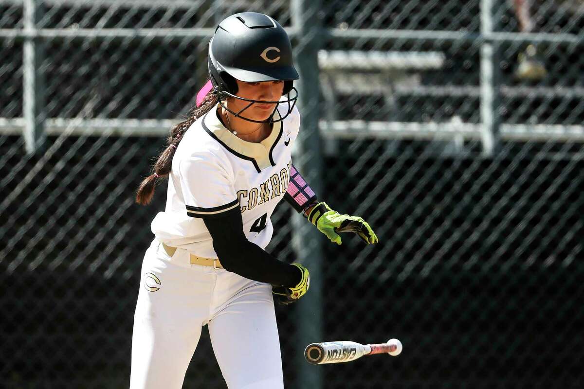 Grand Oaks digs the long ball in big win over Conroe