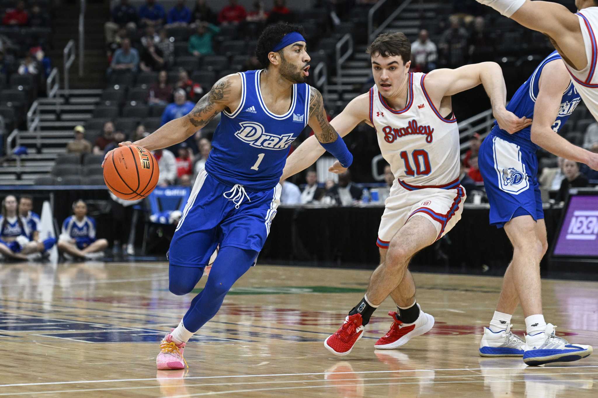 Former Siena guard Penn expects to play big role for Drake vs. Miami