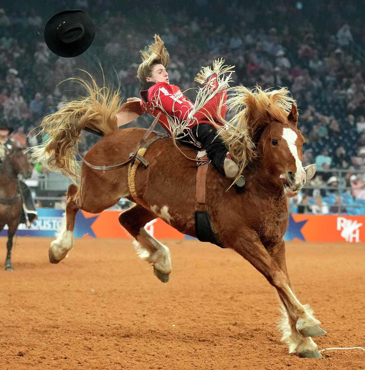 Isaac Diaz makes adjustments, advances to RodeoHouston championship