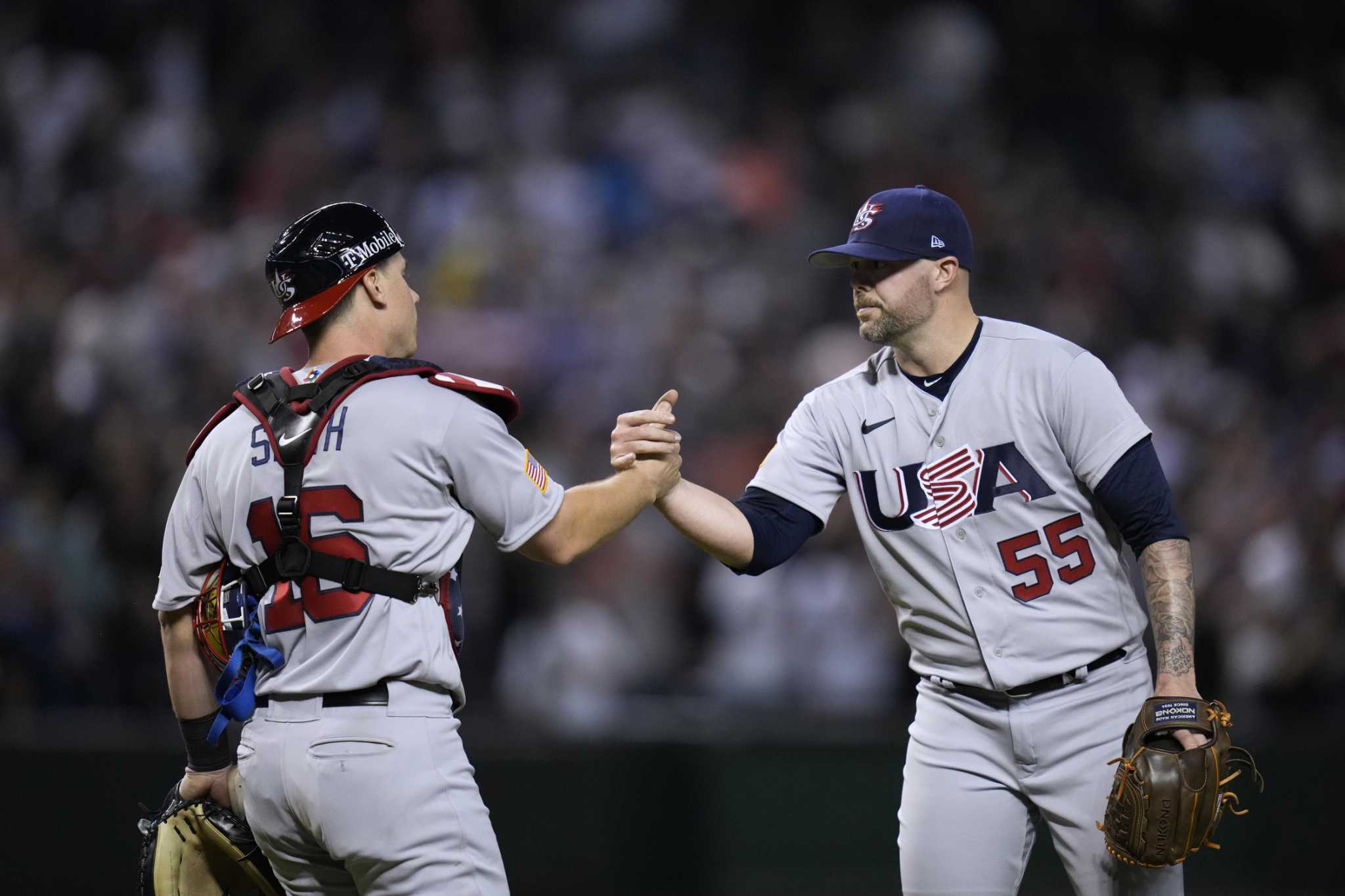 U.S. beats Colombia 3-2, advances to WBC quarterfinals