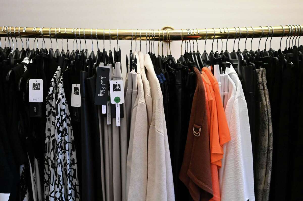 Beck Furs is moving from Stuyvesant to Newton Plaza. Will be Beck's