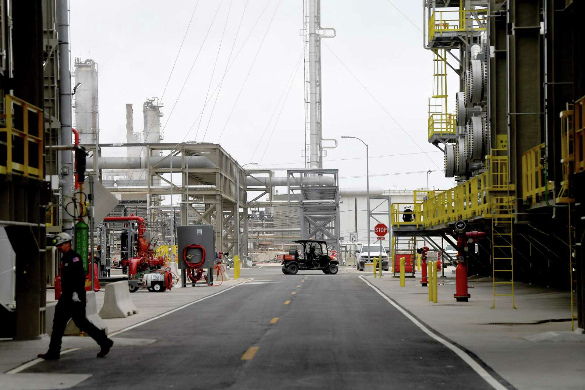 Exxon launches $2B refinery expansion in Beaumont