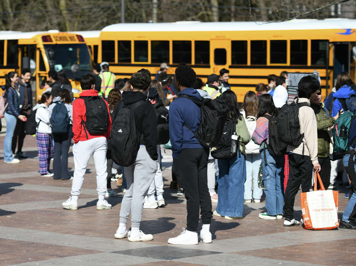 How are Greenwich schools preparing students for new SATs?