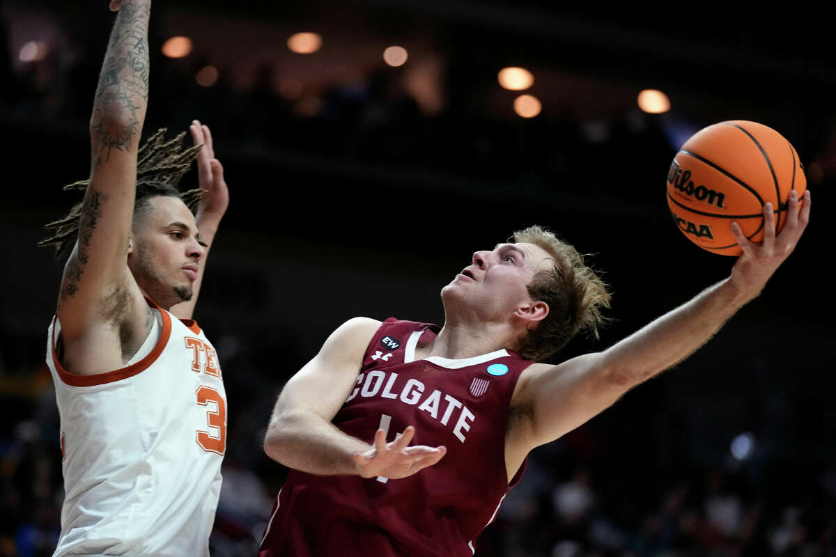 NCAA Tournament: Texas pulls away late to defeat Colgate