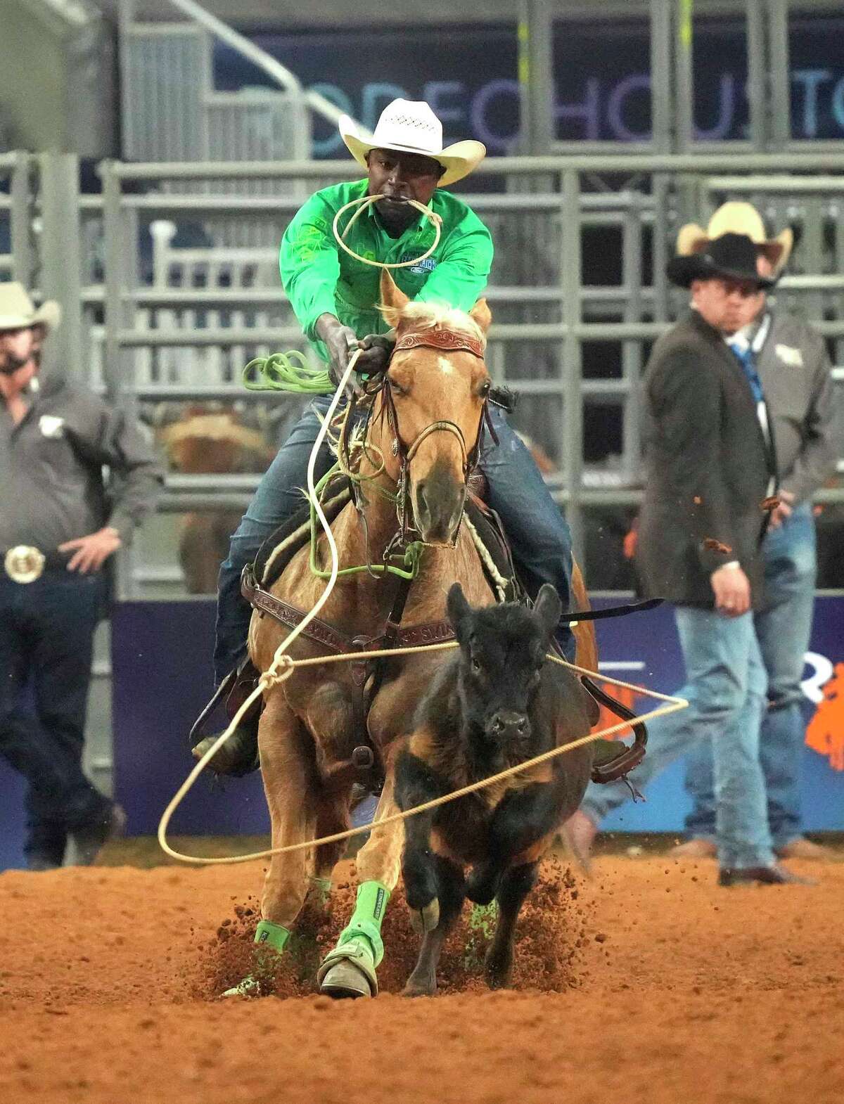 RodeoHouston: Justin Davis, Nelson Wyatt dominate in team roping