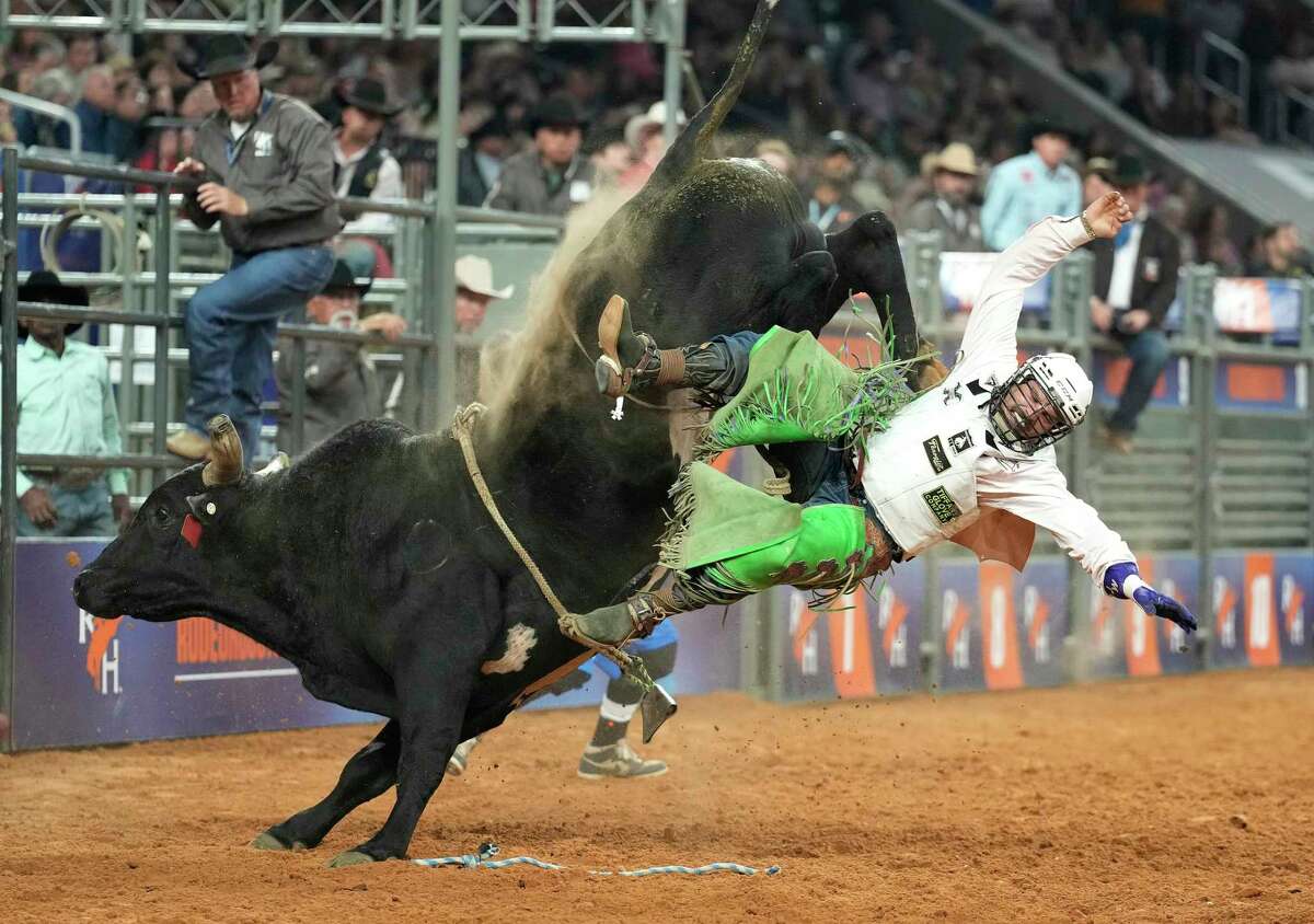 RodeoHouston: Justin Davis, Nelson Wyatt dominate in team roping