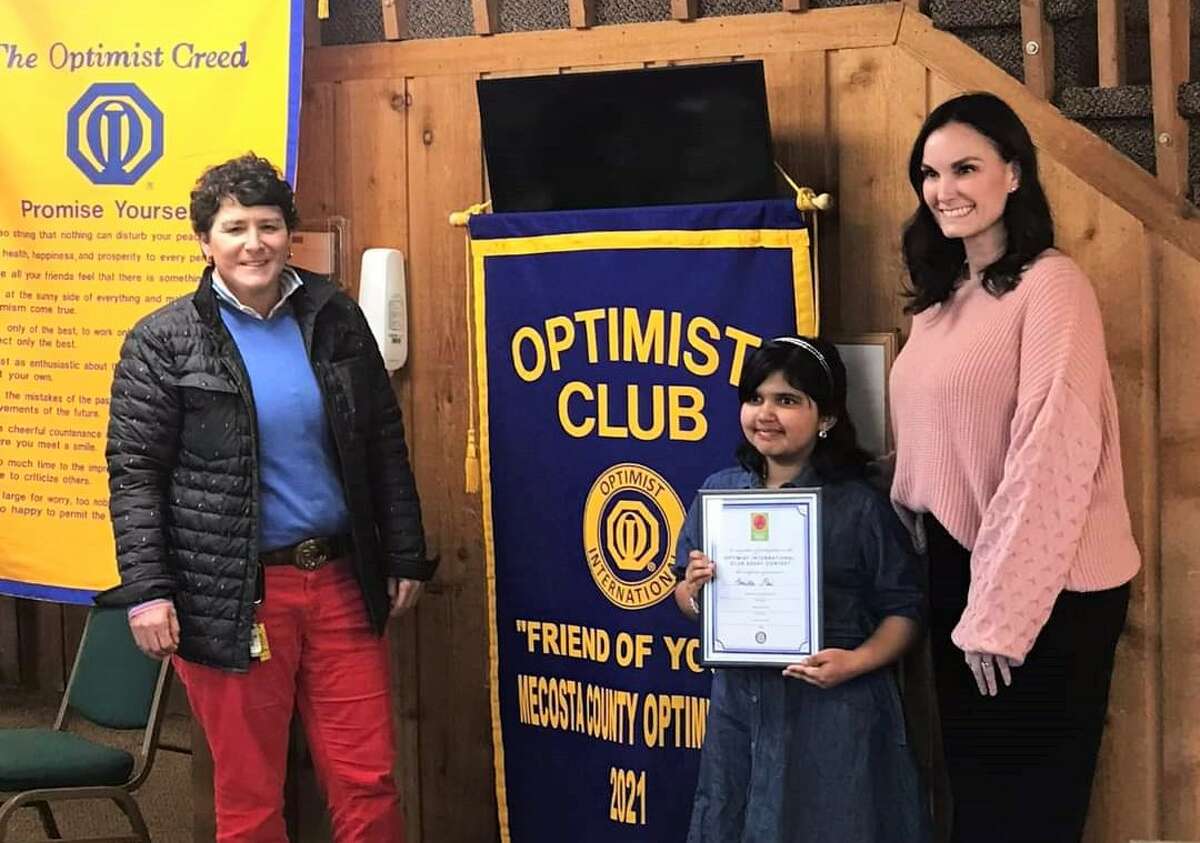 Local students win Mecosta Optimists essay contest