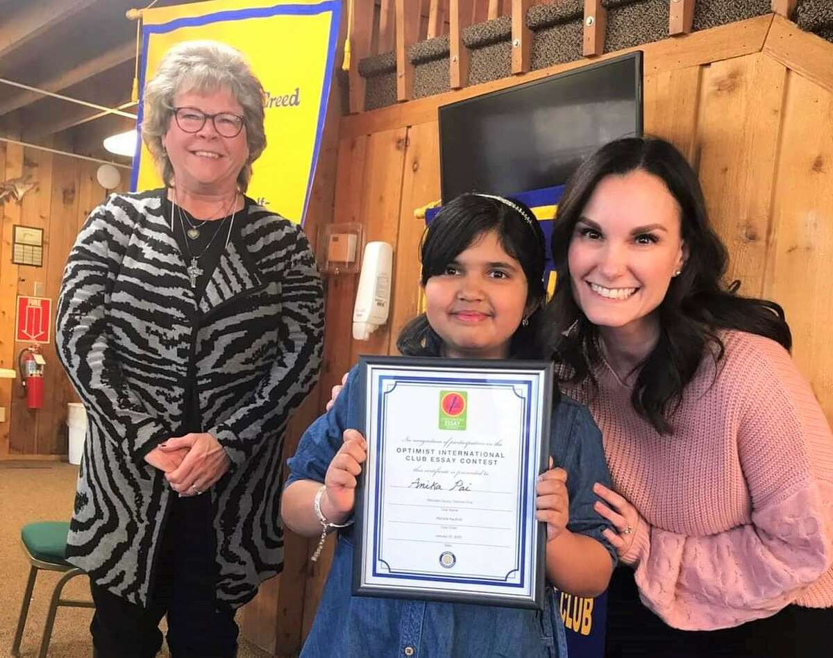 Local students win Mecosta Optimists essay contest