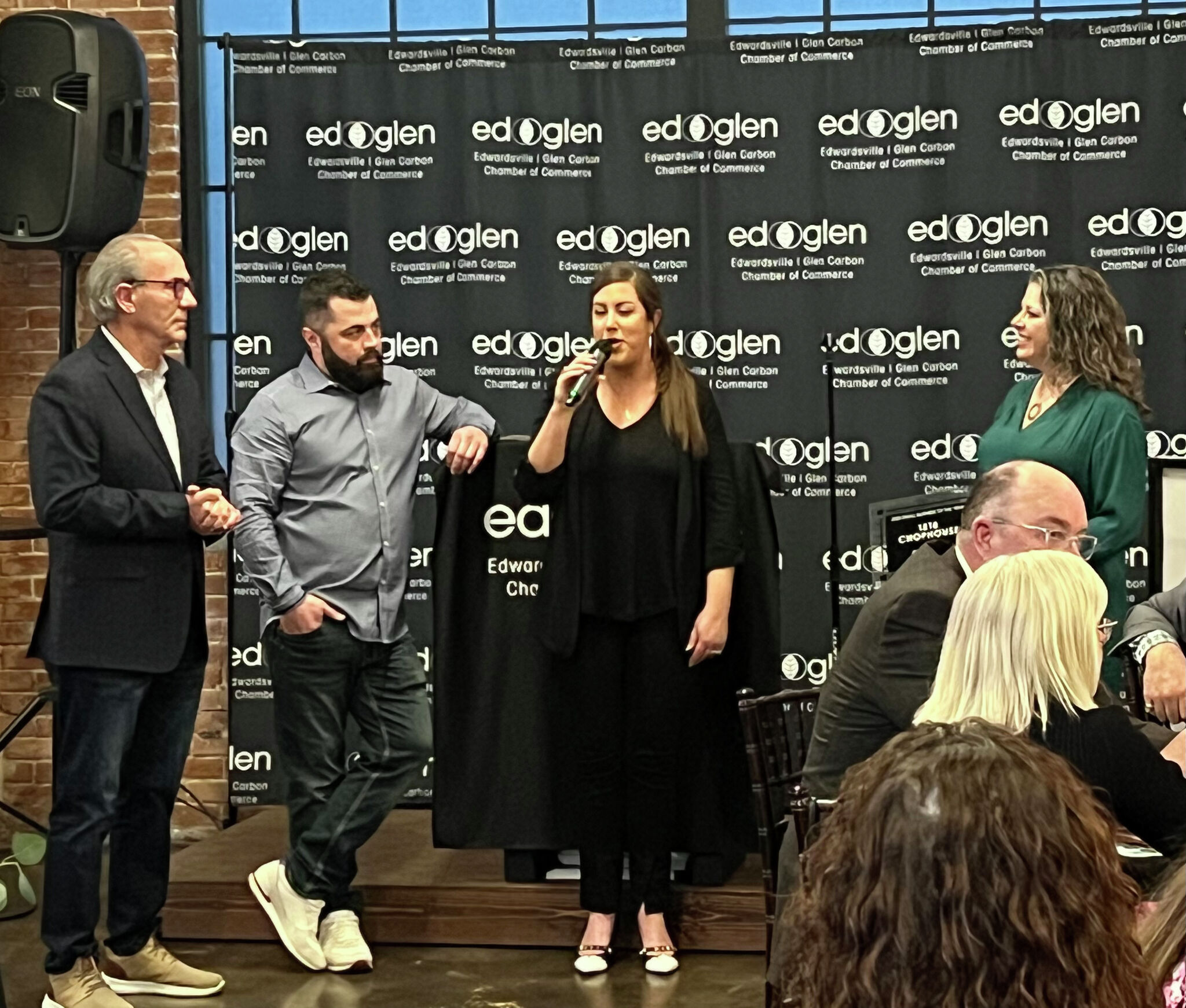 Businesses praise employees at Ed/Glen Chamber gala