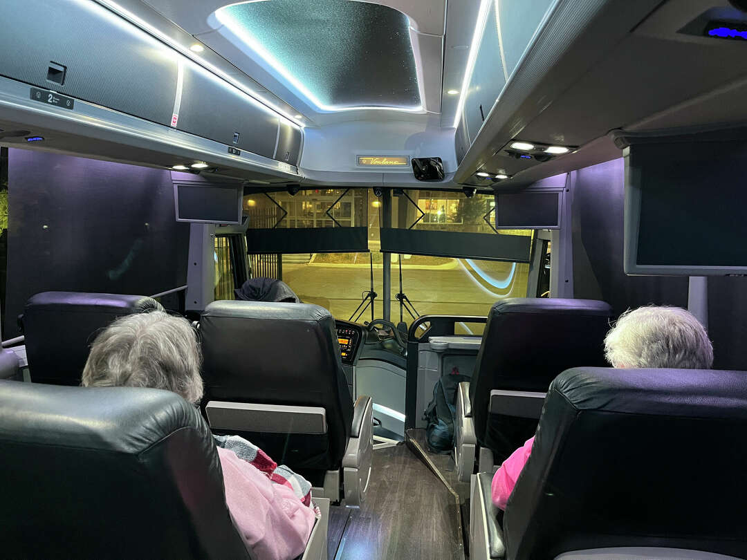 Vonlane luxury bus vs. Southwest flight from San Antonio to Dallas