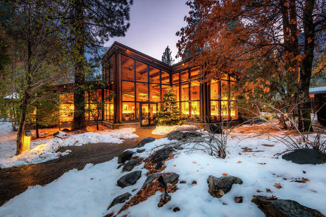 Yosemite hotels: Everything to know and when to book