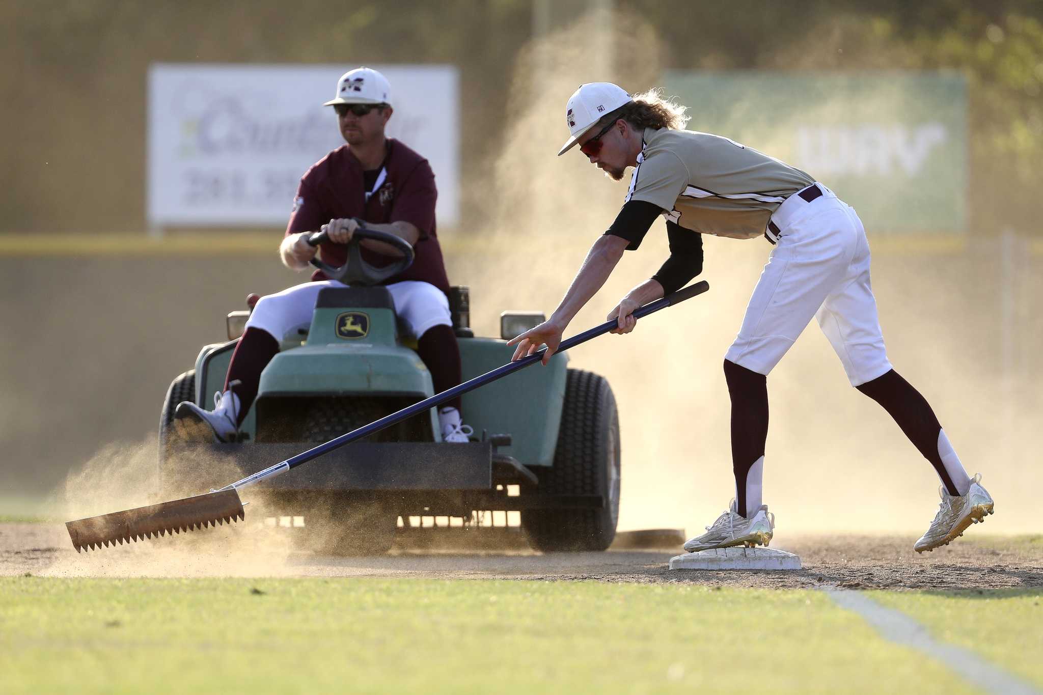 First-year head coach Earles leads Magnolia West to state