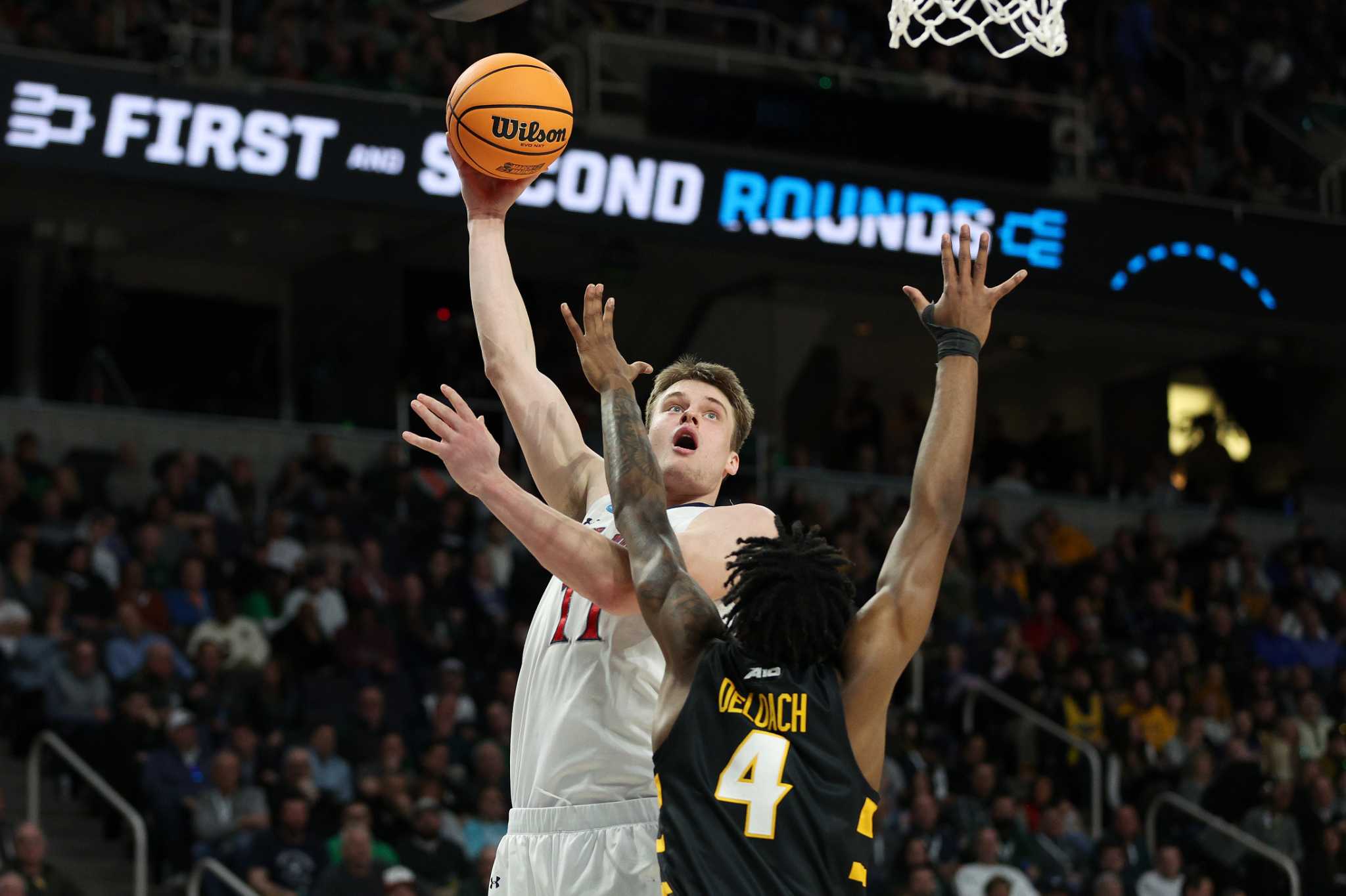 Mitchell Saxen leads St. Mary’s to win over VCU in NCAA Tournament