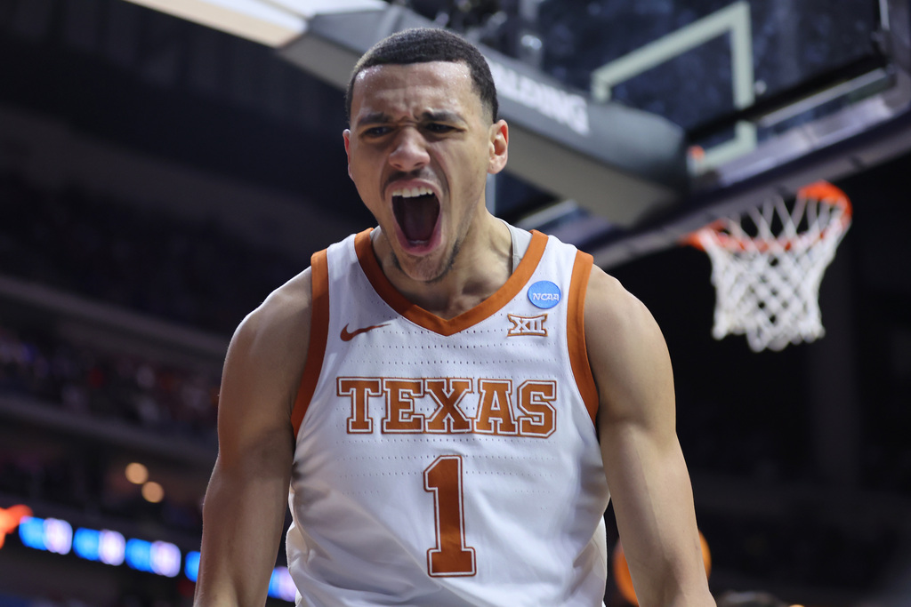 Texas Longhorns: Senior F Dylan Disu will return for 2023-24 season