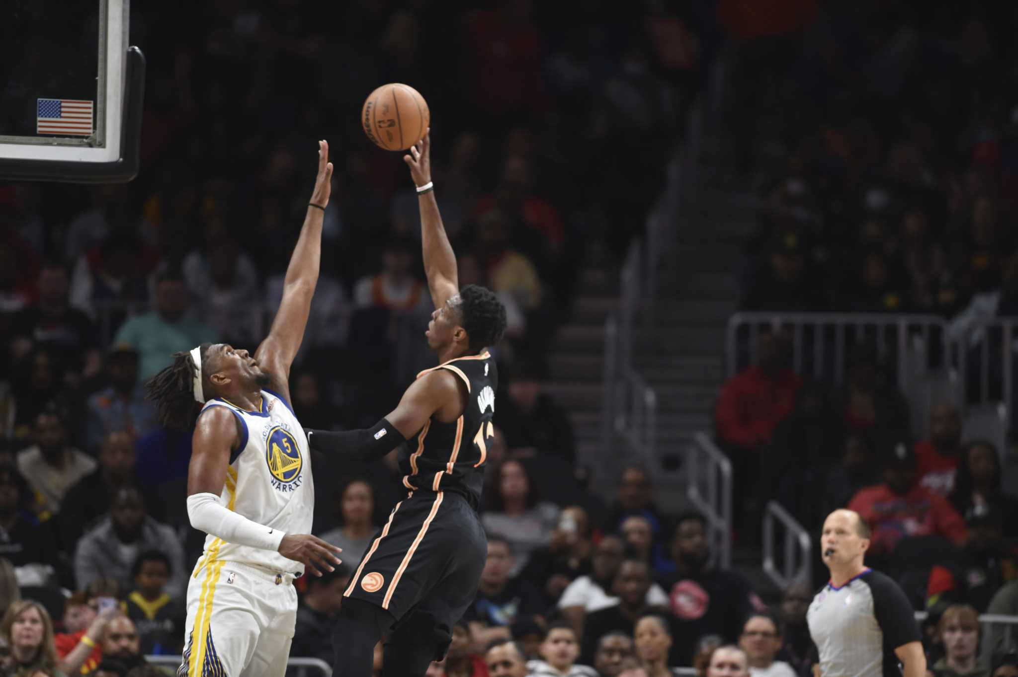 Warriors lose 10th straight road game, falling 127-119 in Atlanta