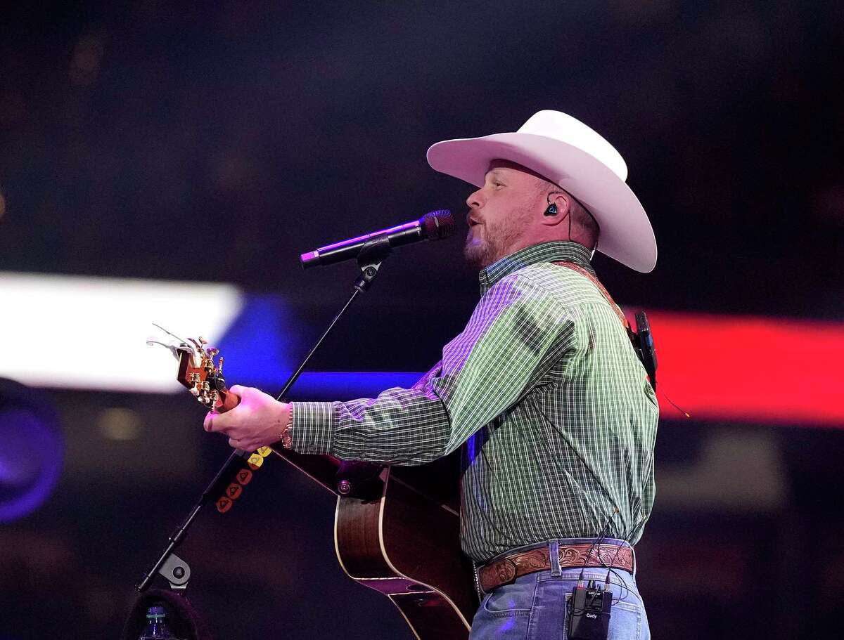 Cody Johnson arrives at Houston Rodeo with No. 1 hit 'Til You Can't'