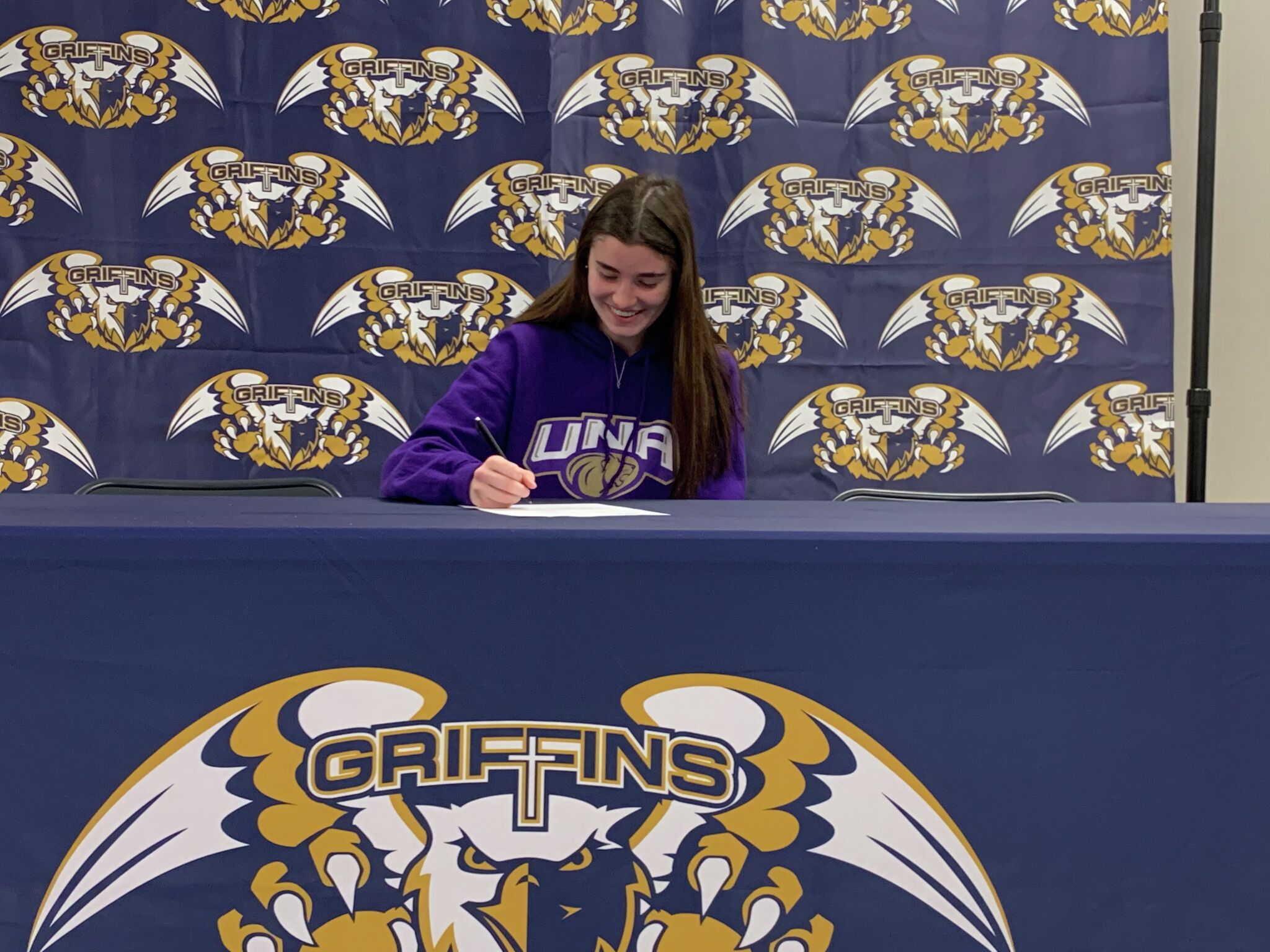Griffins’ Adelyn Speight signs with North Alabama