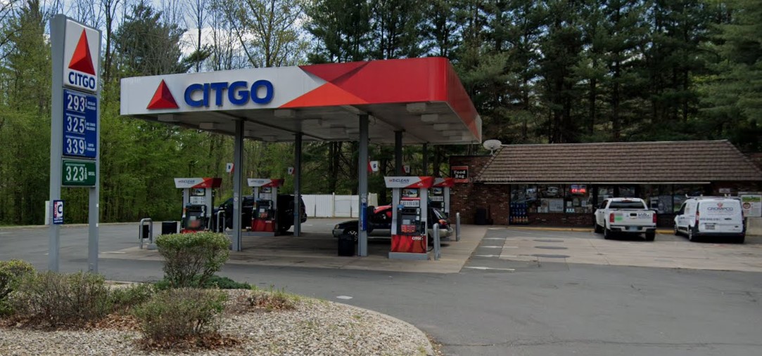 Southington PD: Two suspects sought in Citgo robbery