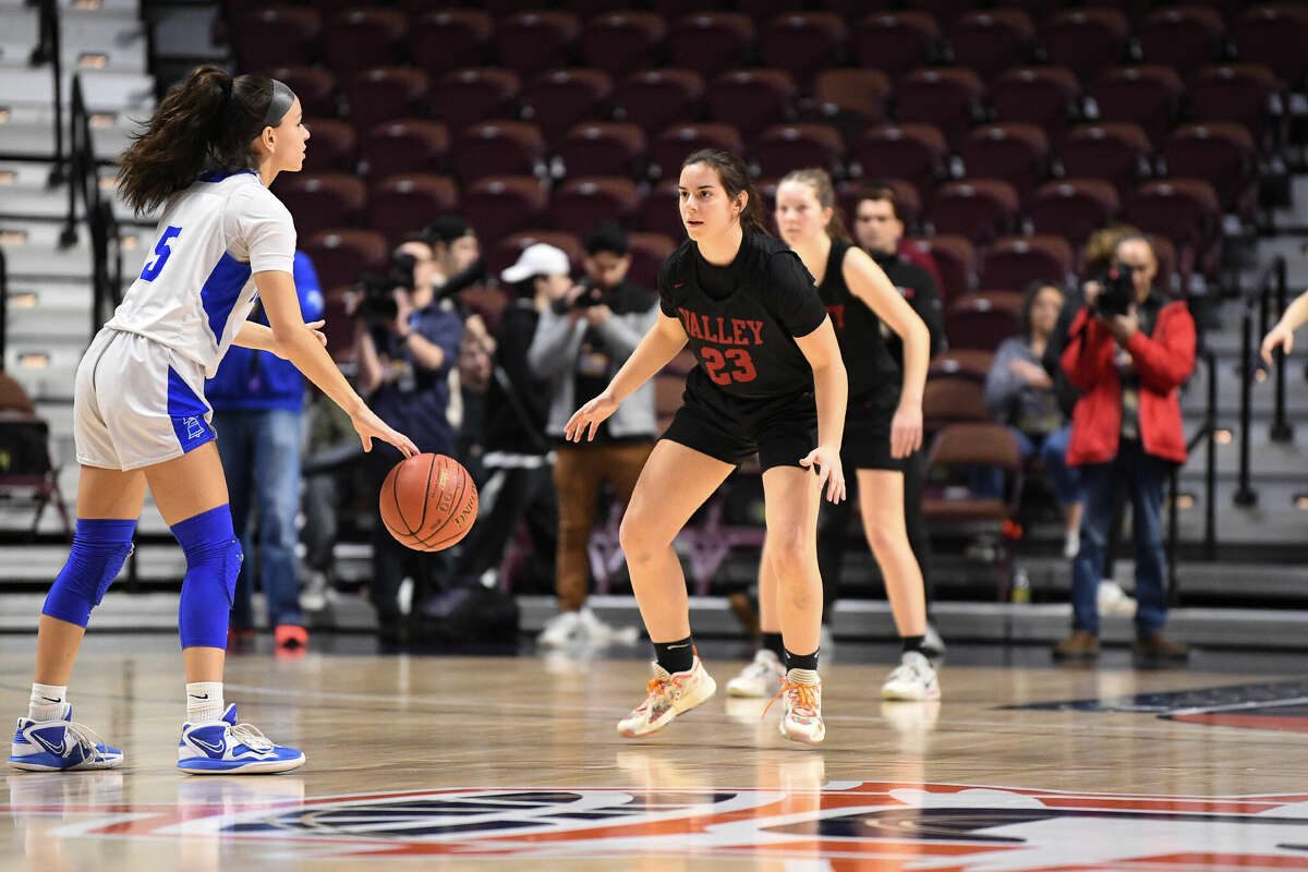 CIAC Class M girls basketball: East Hampton beats Valley Regional