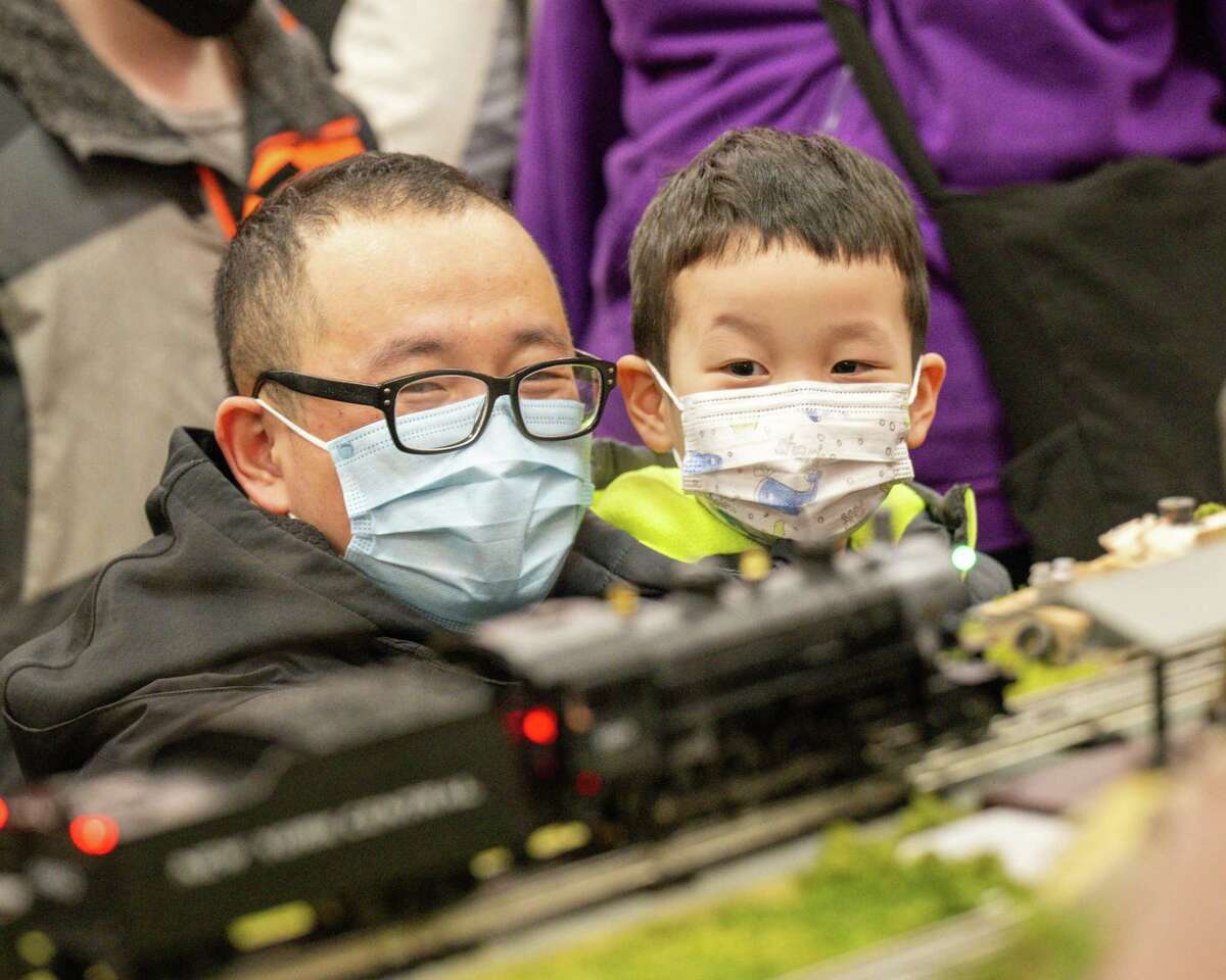 Photos: Train show at the Polish Community Center