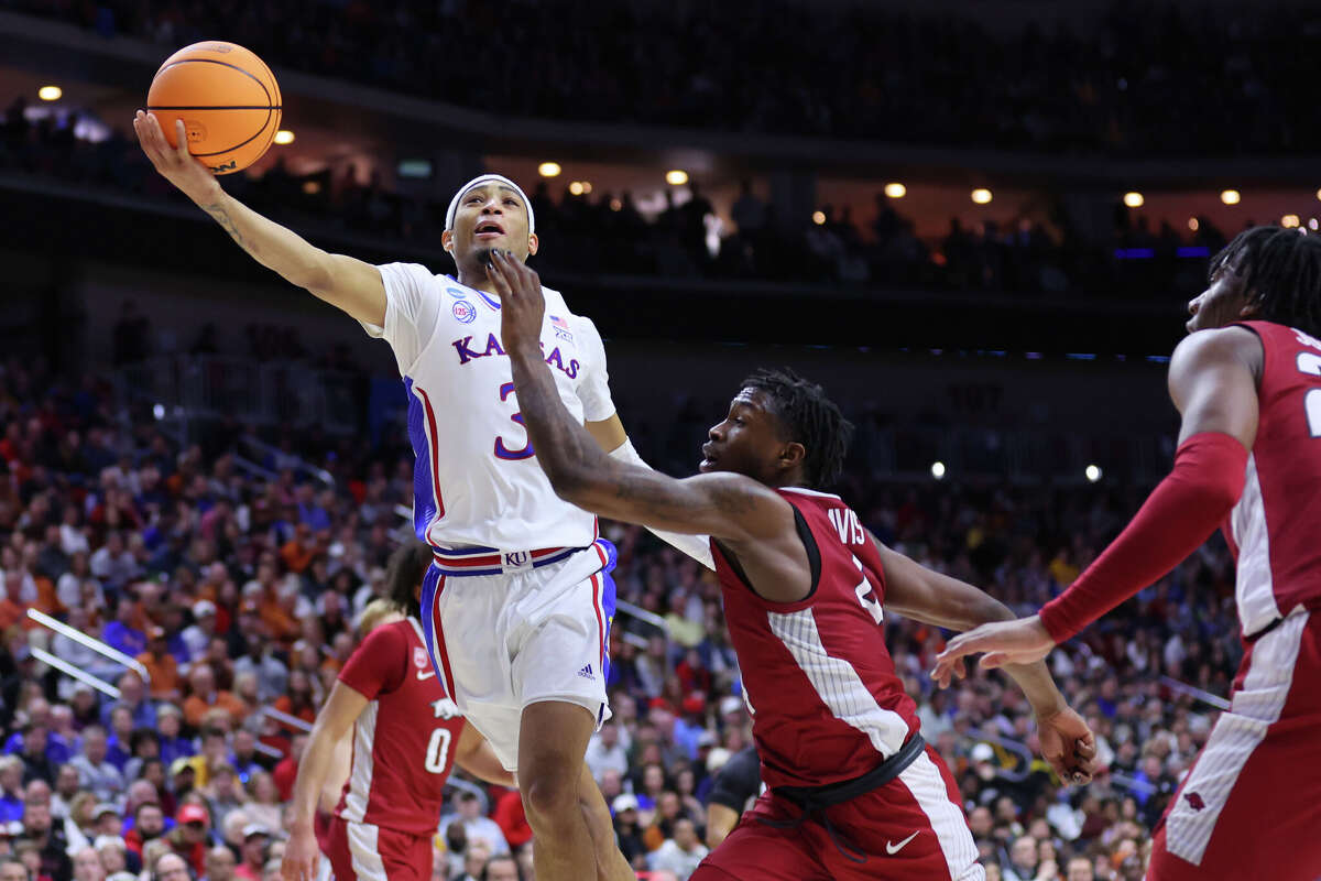 Upstart Arkansas knocks off top-seed Kansas in NCAA Tournament