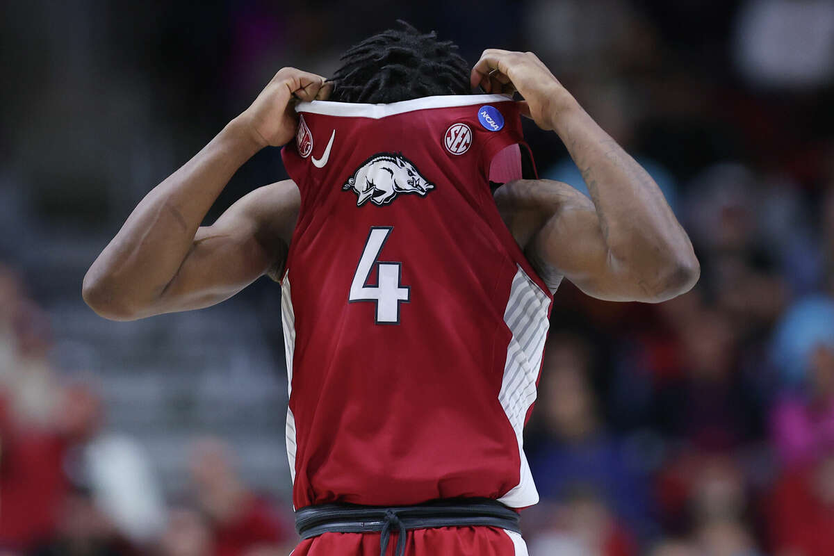 Upstart Arkansas knocks off top-seed Kansas in NCAA Tournament