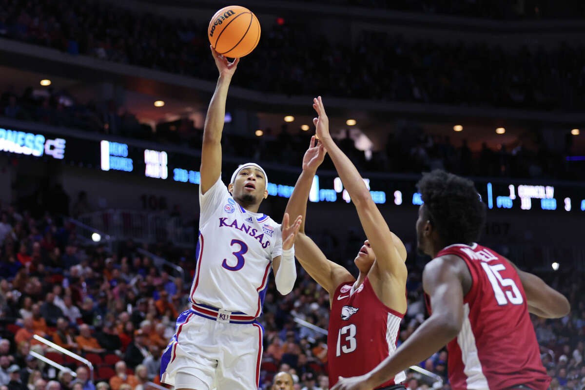 Upstart Arkansas knocks off top-seed Kansas in NCAA Tournament