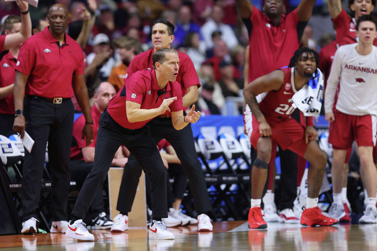 Upstart Arkansas knocks off top-seed Kansas in NCAA Tournament