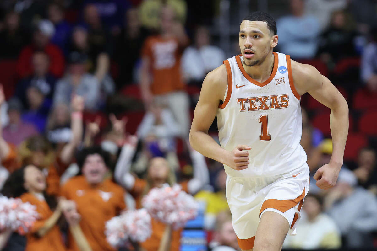 Texas F Dylan Disu ruled out against Miami in Elite Eight