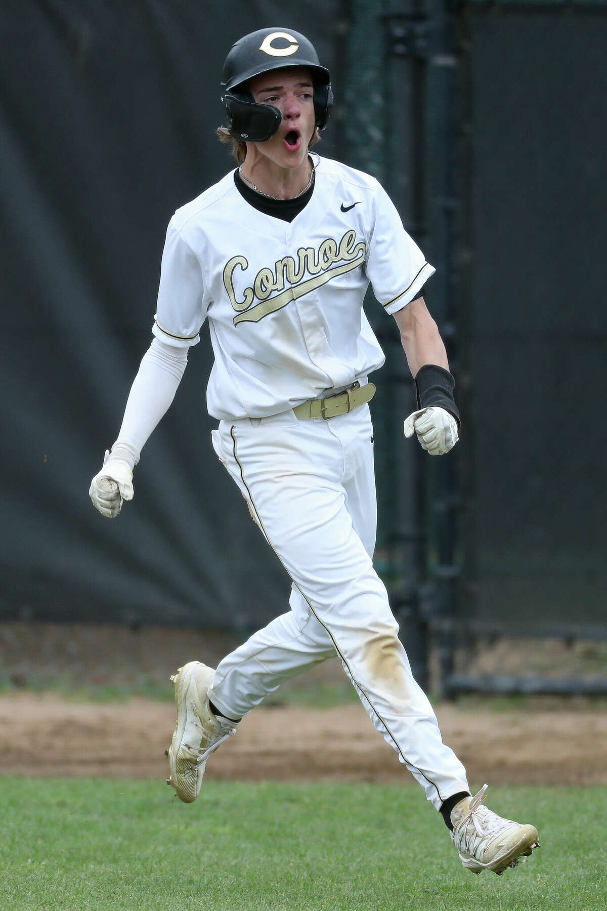 Todd lifts Conroe past Willis in 10 innings