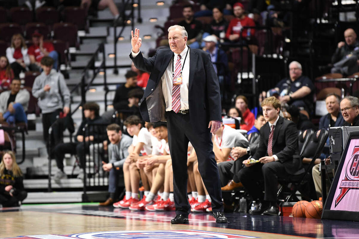 Cromwell High School basketball adjusting to injuries, inexperience