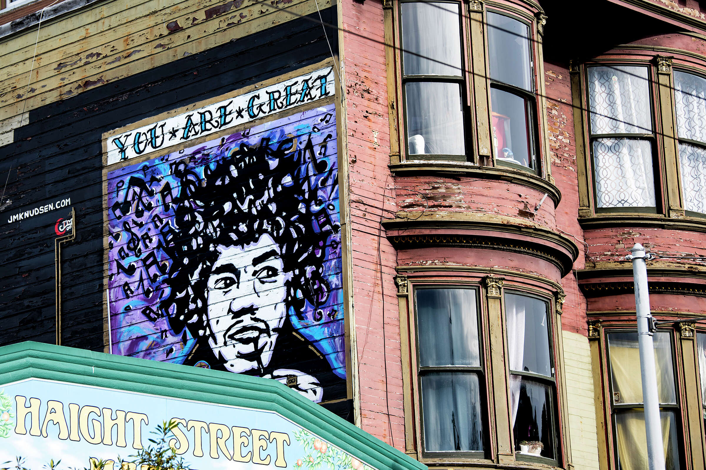 Did Jimi Hendrix actually live in SF's 'Hendrix Red House'?