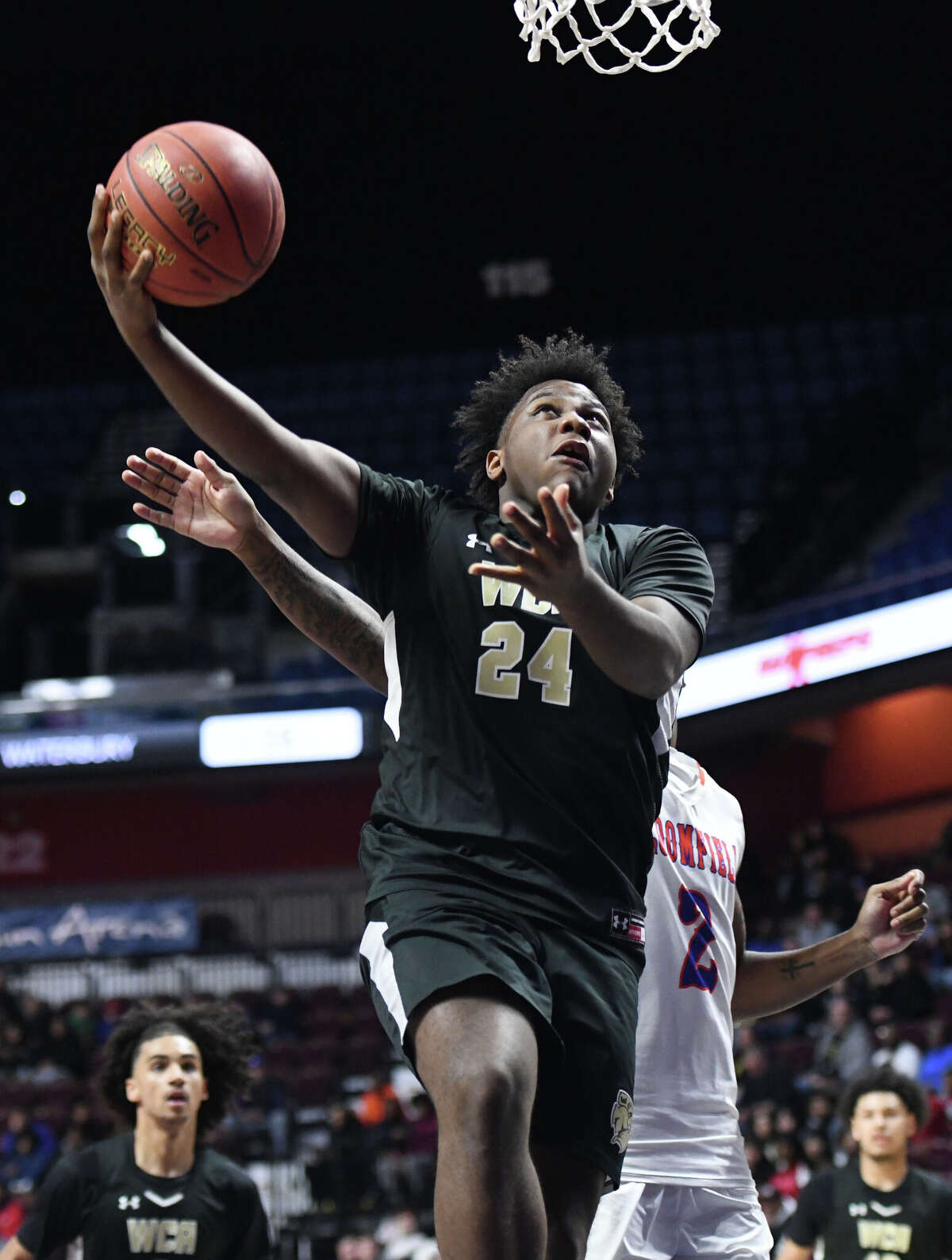 Williams' 21-point fourth quarter burst delivers WCA past Bloomfield i