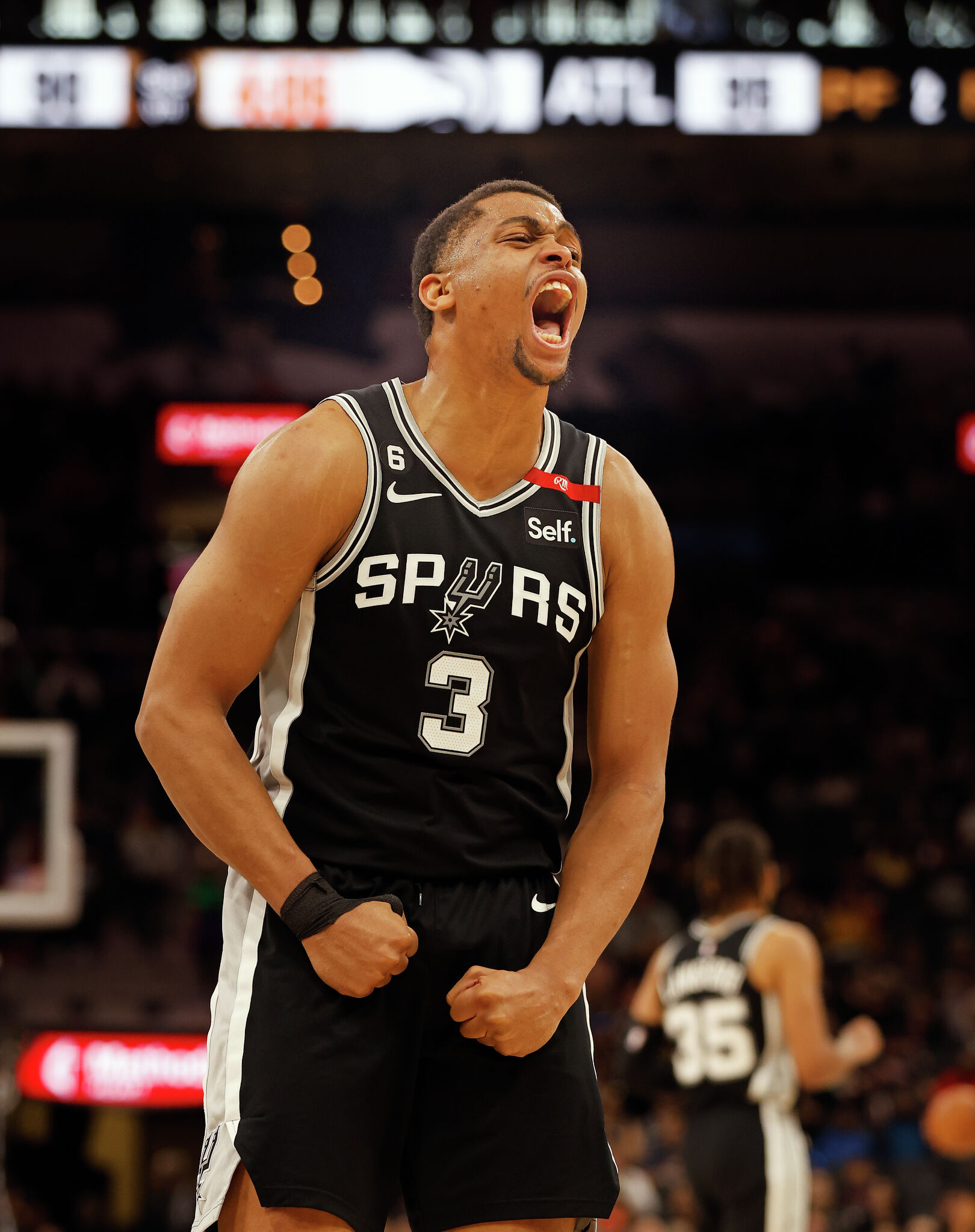 San Antonio Spurs flex unexpected defensive chops