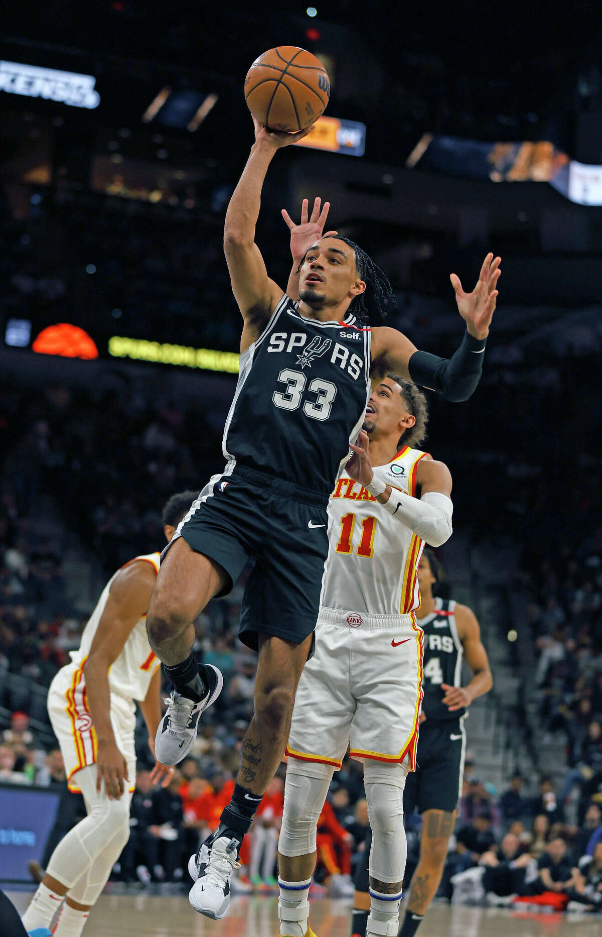San Antonio Spurs flex unexpected defensive chops