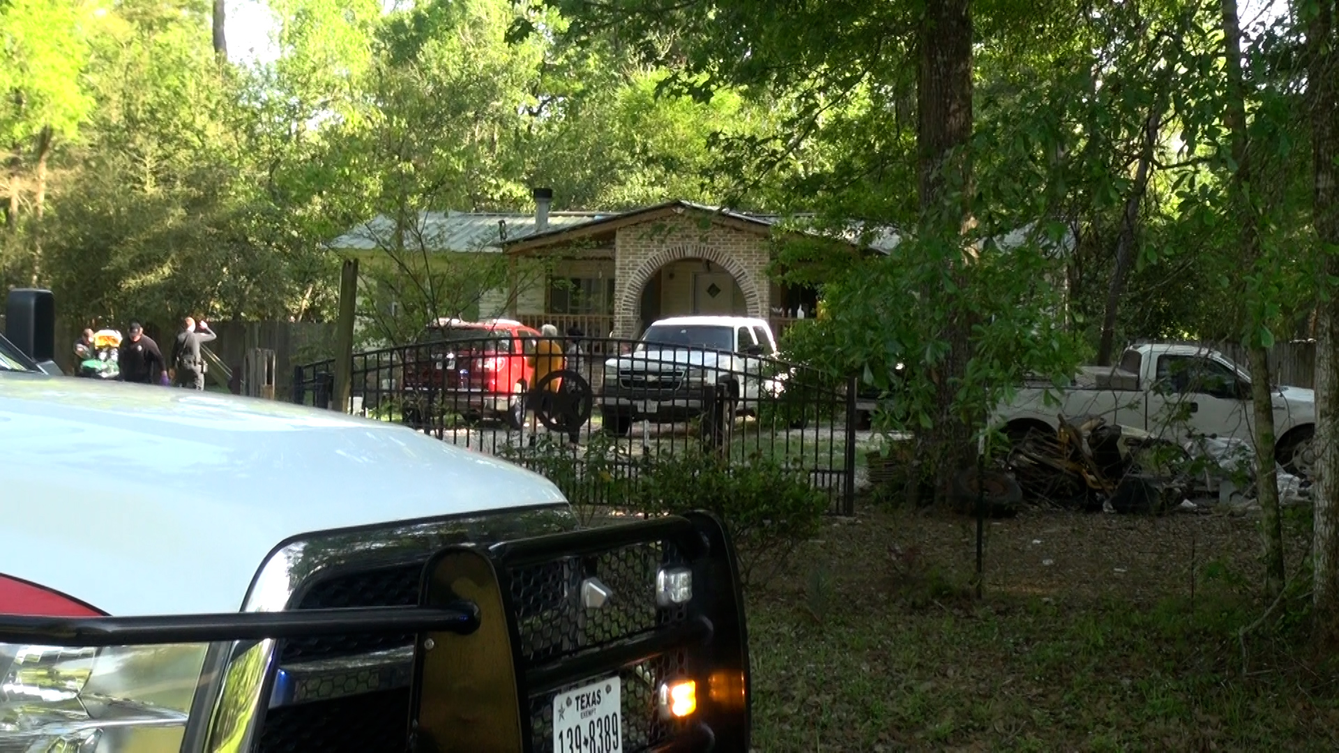 Splendora woman dead after being hit by tree limb in garden