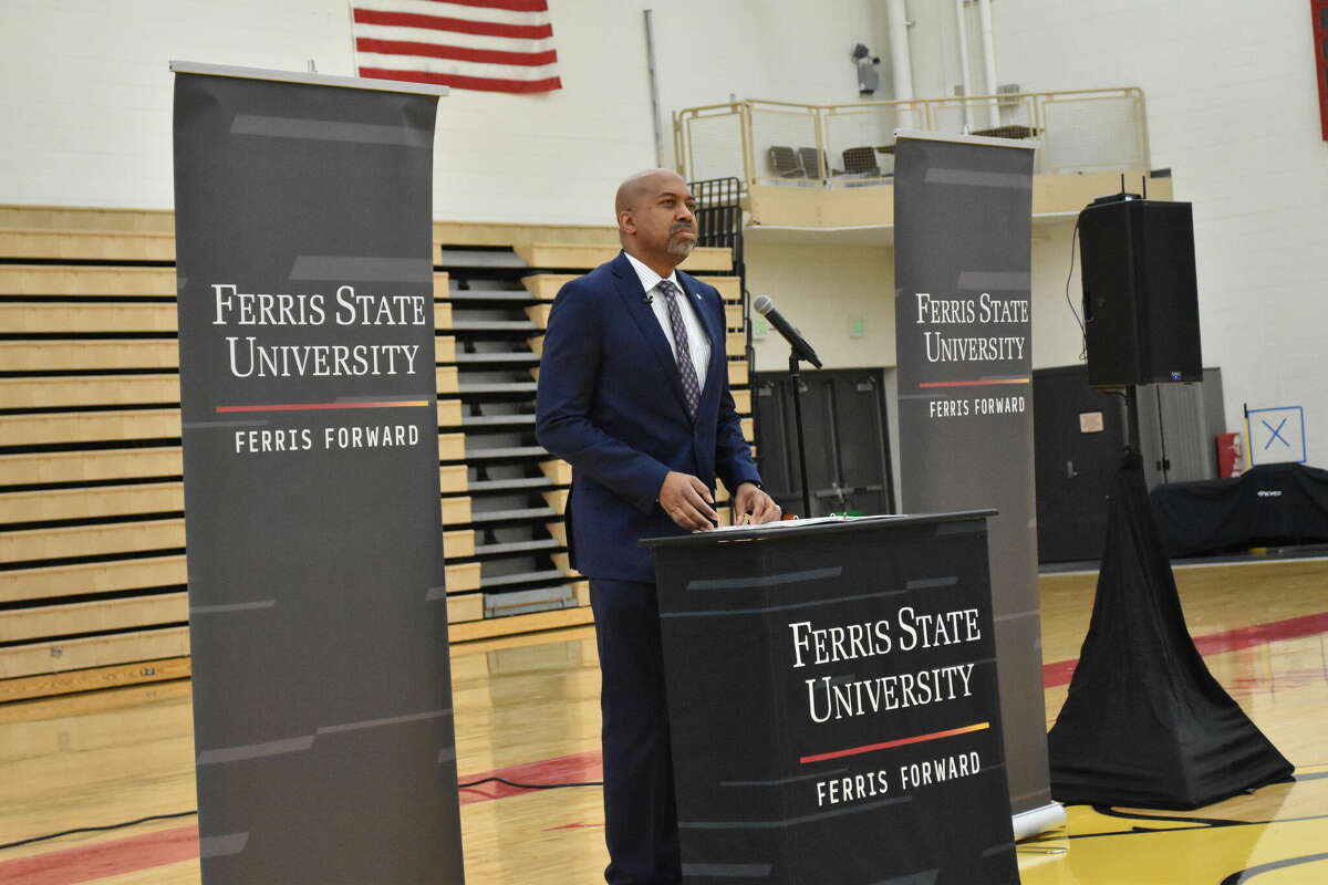 Ferris State celebrates opening of $15 million athletic facility