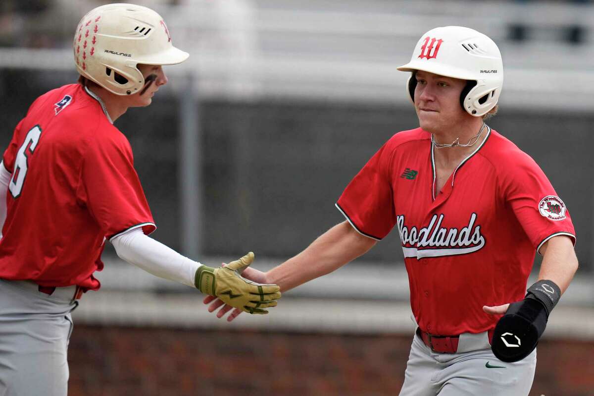 Roycraft heats up on cold day, pitches complete game for The Woodlands