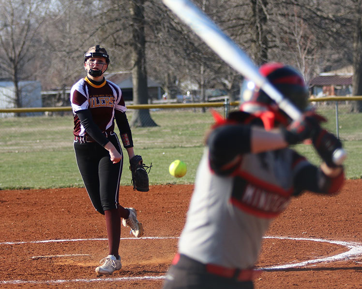 Jordan Ealey makes two runs stand up, Oilers edge Minutemaids
