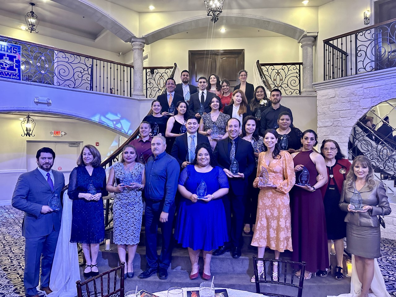 Laredo UISD awards 2023 League of Legends recipients