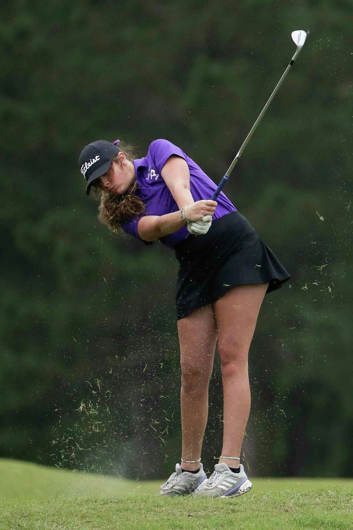Goal Achieved: Lake Creek girls win first District 21-5A golf champion