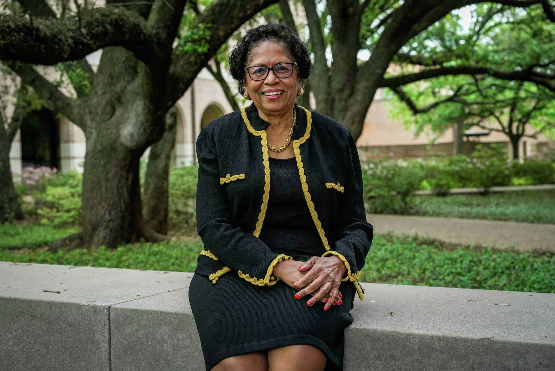 Ruth Simmons gets National Humanities Medal from 2022 at White House